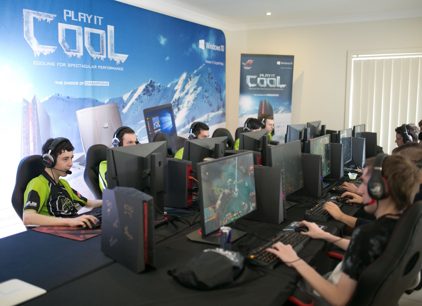 ASUS Republic of Gamers Announces Oculus Ready ROG G20CB