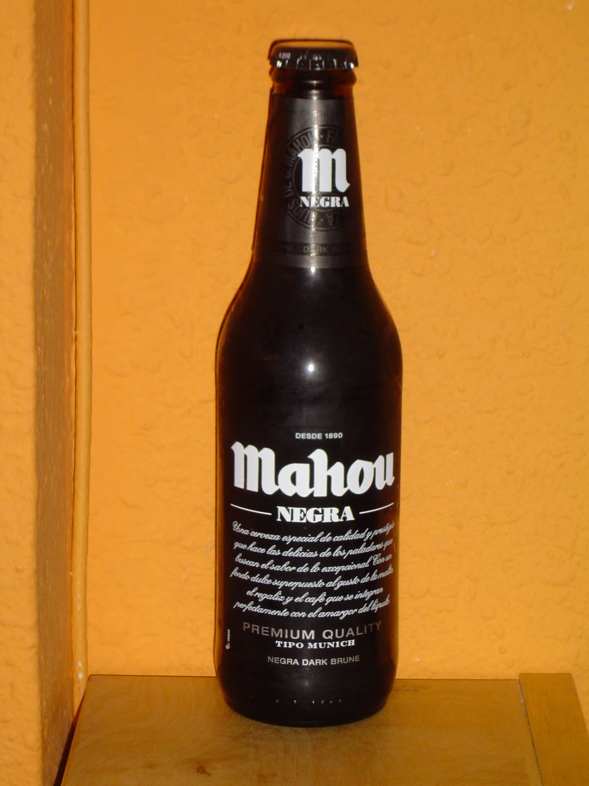 Coleccionando cervezas: Mahou Negra