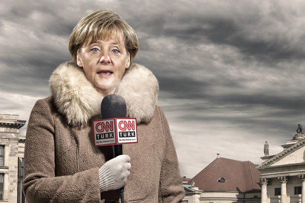 CNN News Campaign: Politicians reading CNN news - Spyful Breaking News