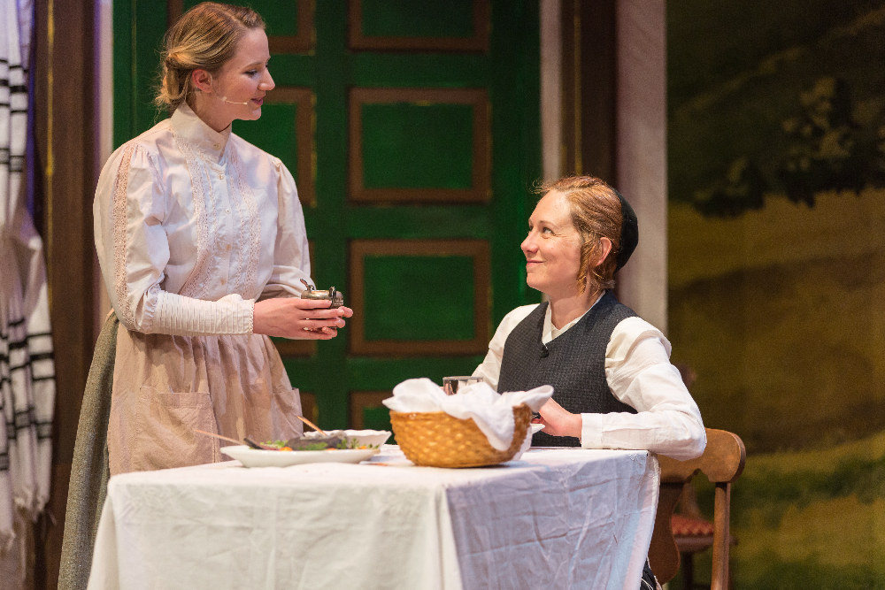 St. Louis Theatre Snob: YENTL • New Jewish Theatre