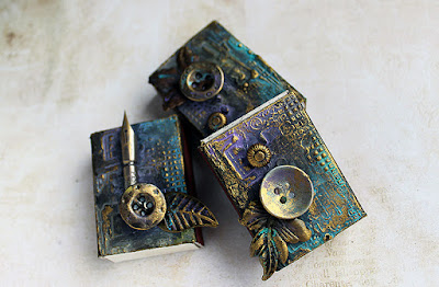 Riikka Kovasin - Paperiliitin: Mini Match boxes - Craft Stamper