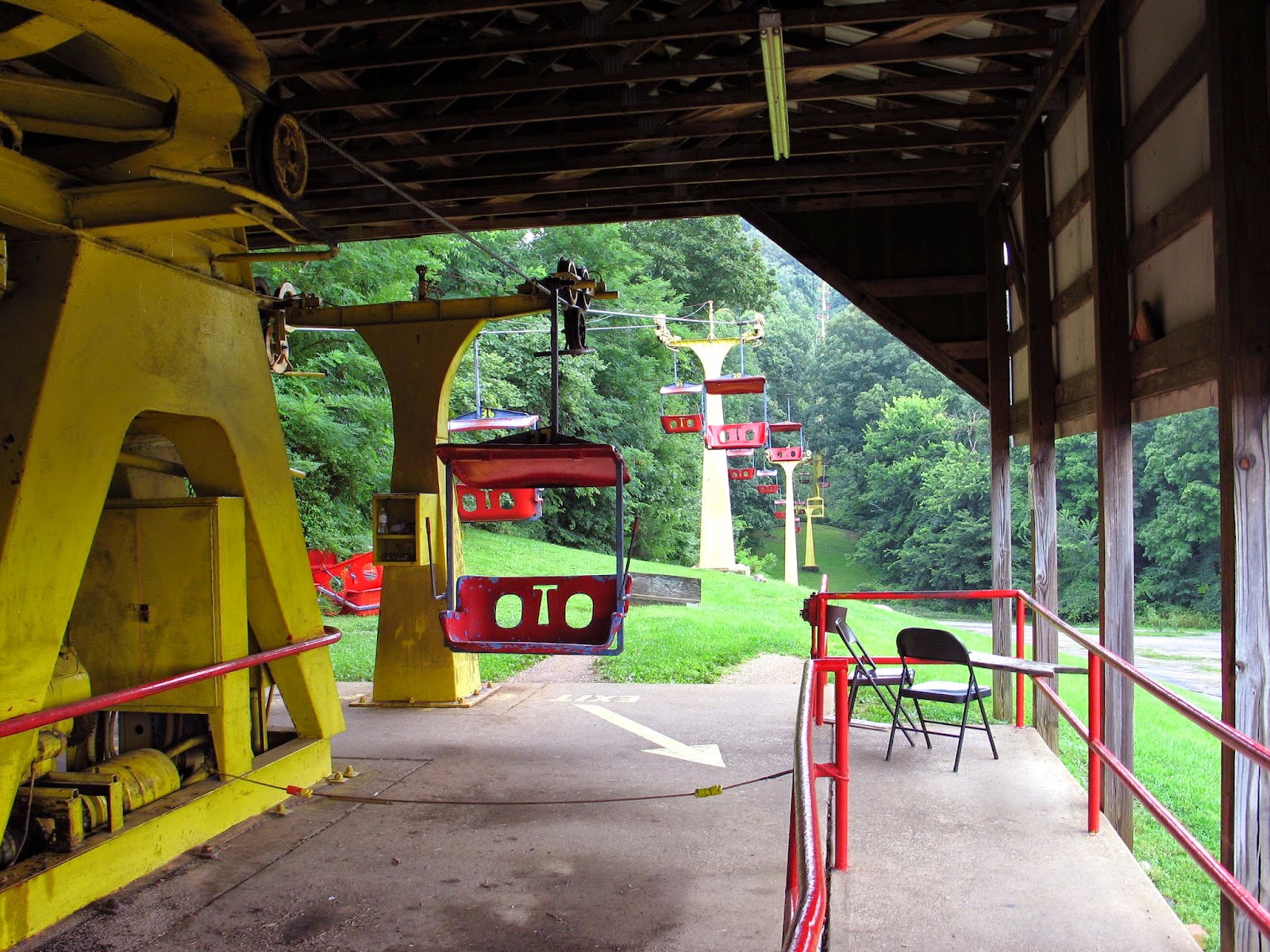 SECRET FUN BLOG: A TALE OF TWO ROAD TRIPS PART I- THE AMUSEMENT PARKS