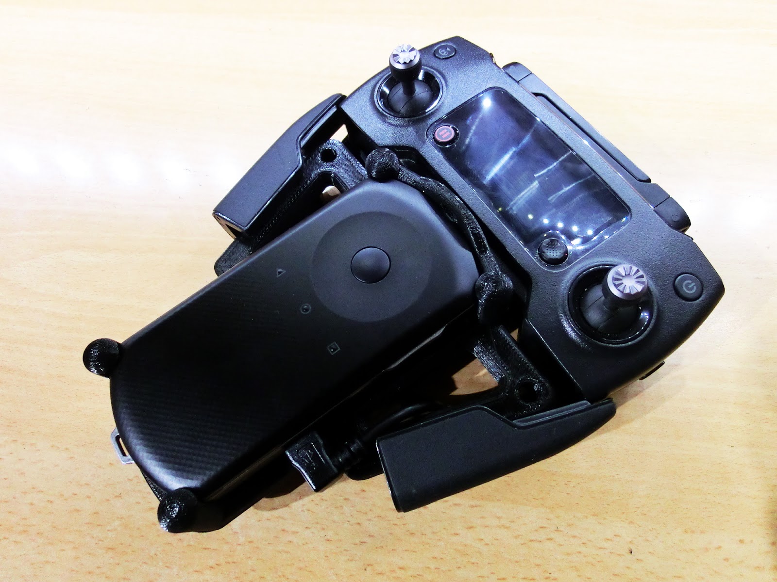 Baroudeur blog : Phantom 3 & 4 - Mavic Pro - Mavic 2: Support Moverio