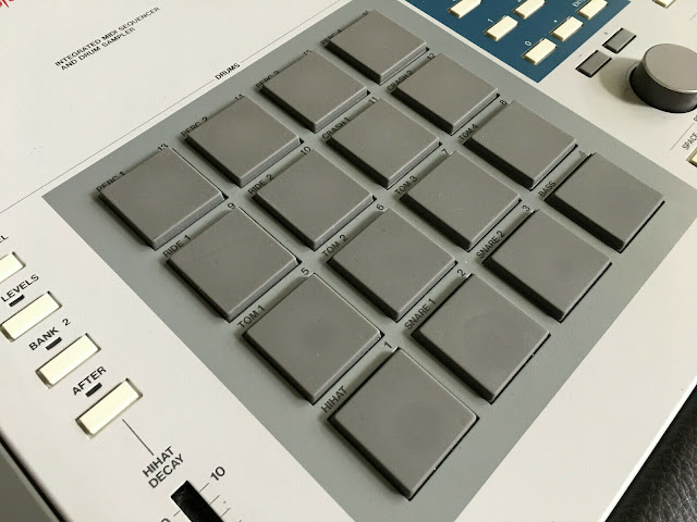MATRIXSYNTH: Akai MPC-60 Vintage MIDI Drum Machine