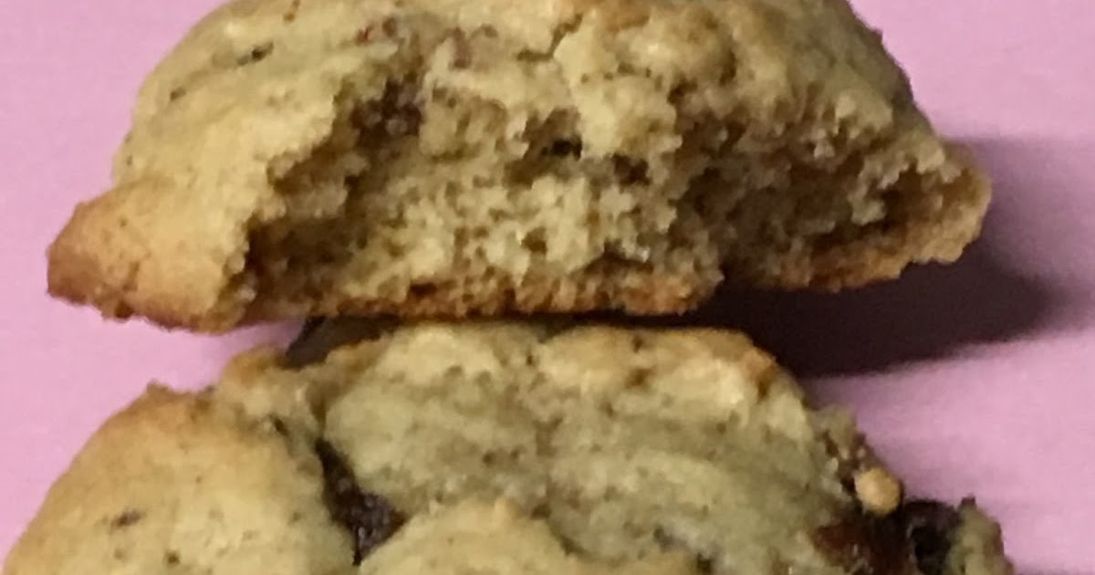 Dancing in the Kitchen With Jonnie and Boan: Jumbo Raisin Cookies