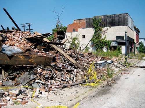 The Downward Spiral: Blowing Up the Levee Won’t Save Cairo, Illinois