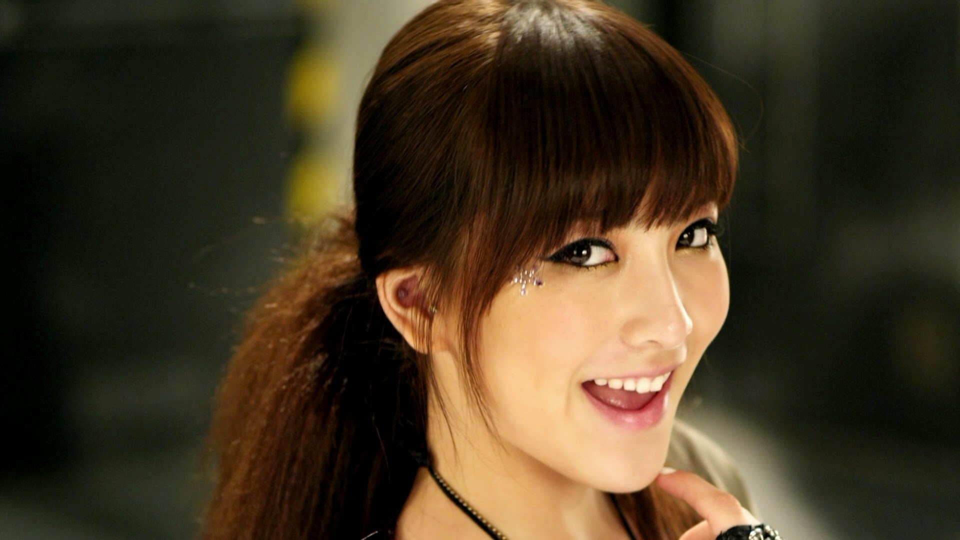 Best of K-Pop: Kara - Mister | I say myeolchi // k-pop in greek