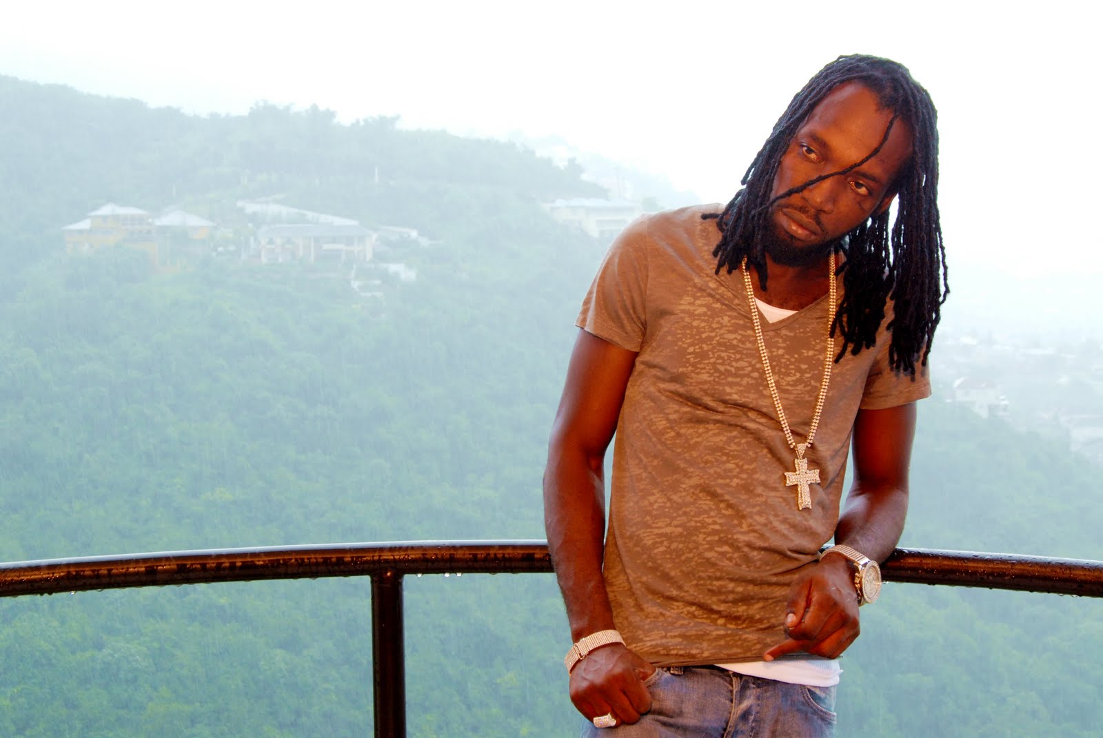 DANCEHALL NEWS FLYING ABOUT: New Video: Mavado - "Star bwoy"