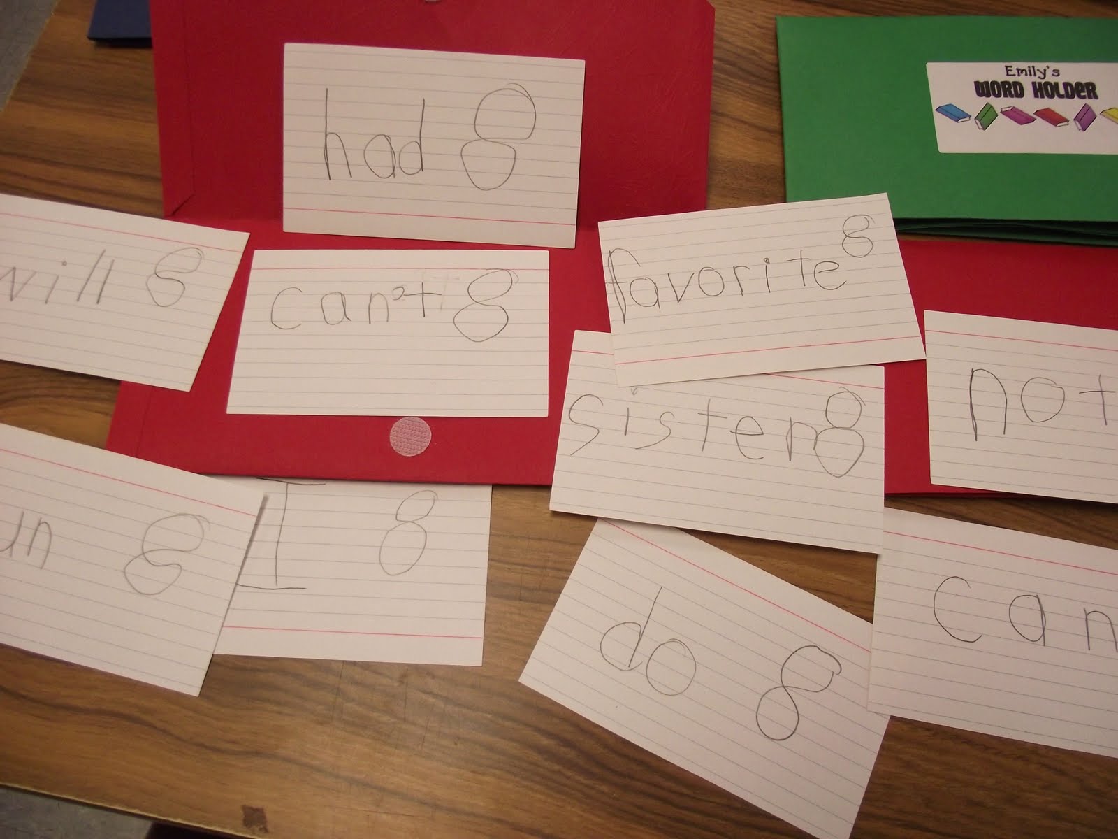 First Grade O.W.L.s: Check out our Folder Holders!