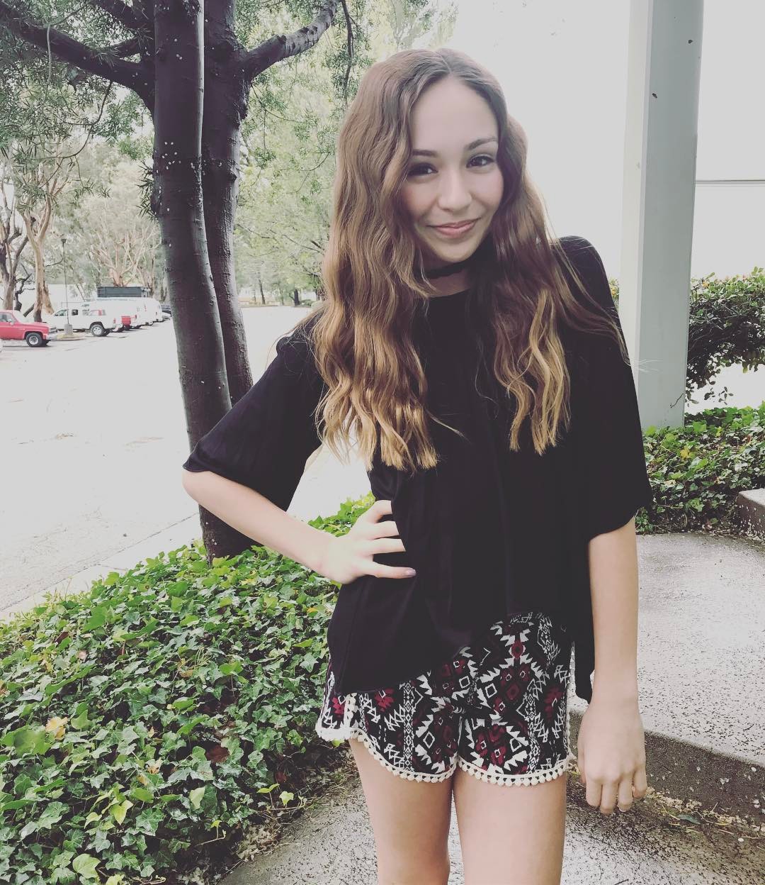 Starlet Arcade: Bailey Gomez