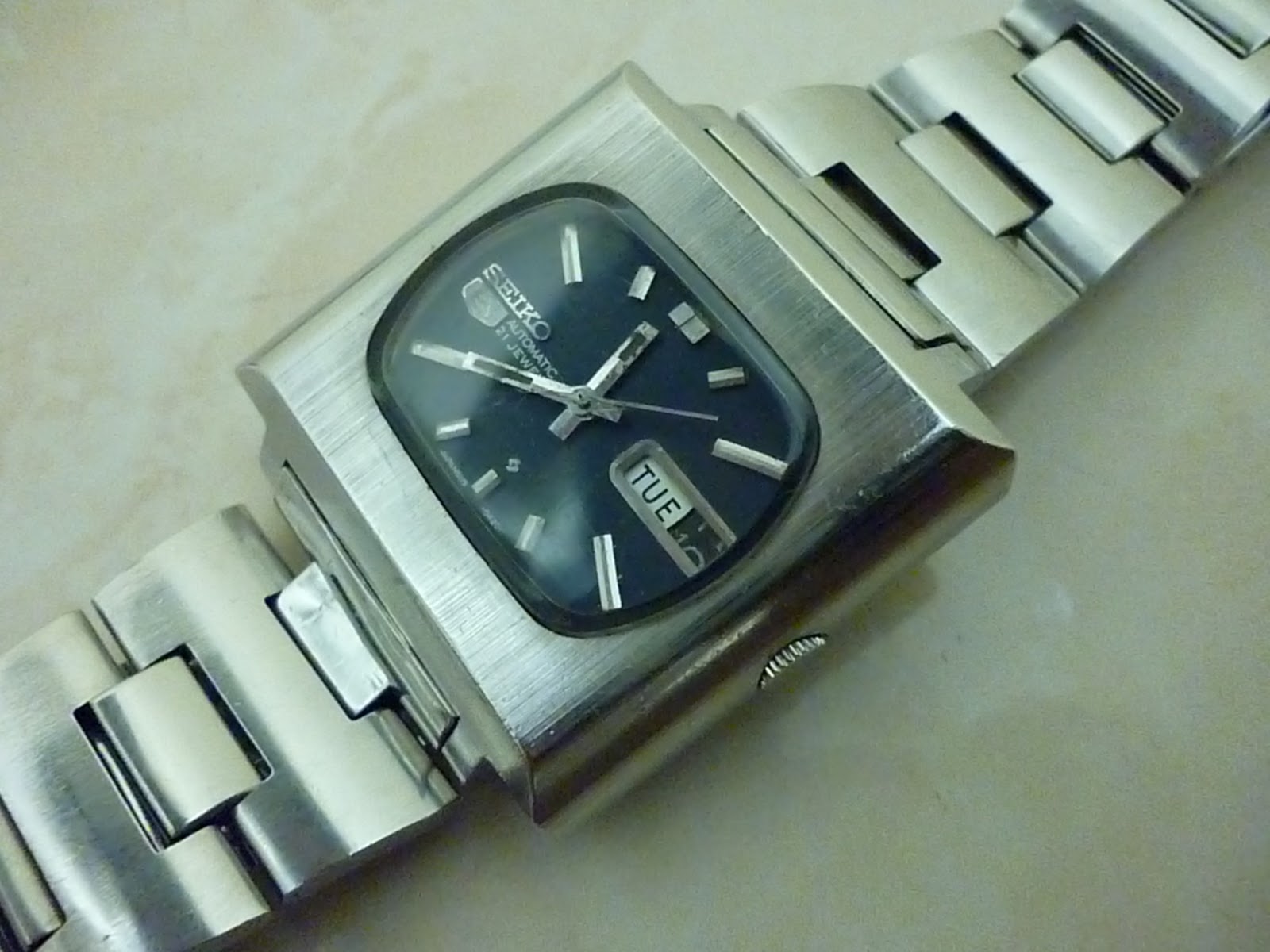 One Arloji: Vintage Seiko 5 Automatic Sold