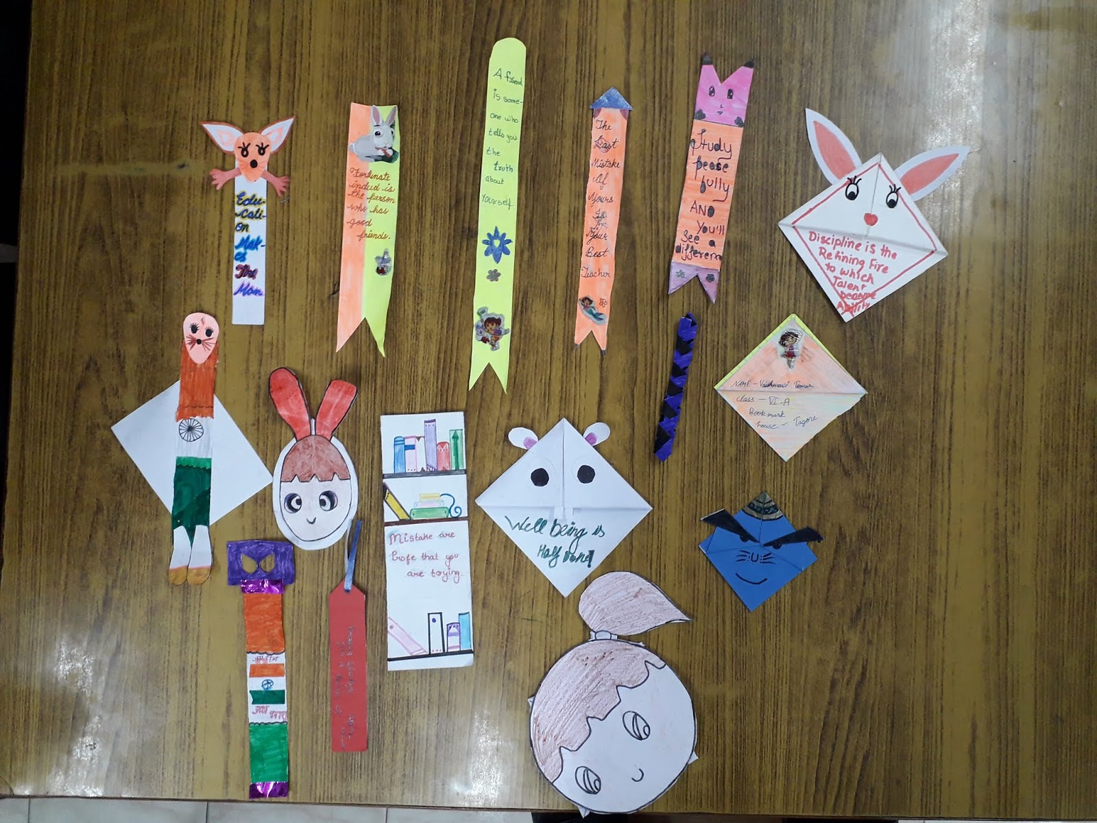 LIBRARY KV2 AFS HINDAN: Library Week : Book Mark Making