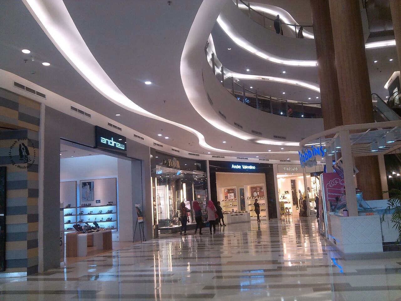 Pusat Perbelanjaan di Kota Palembang: Palembang Icon