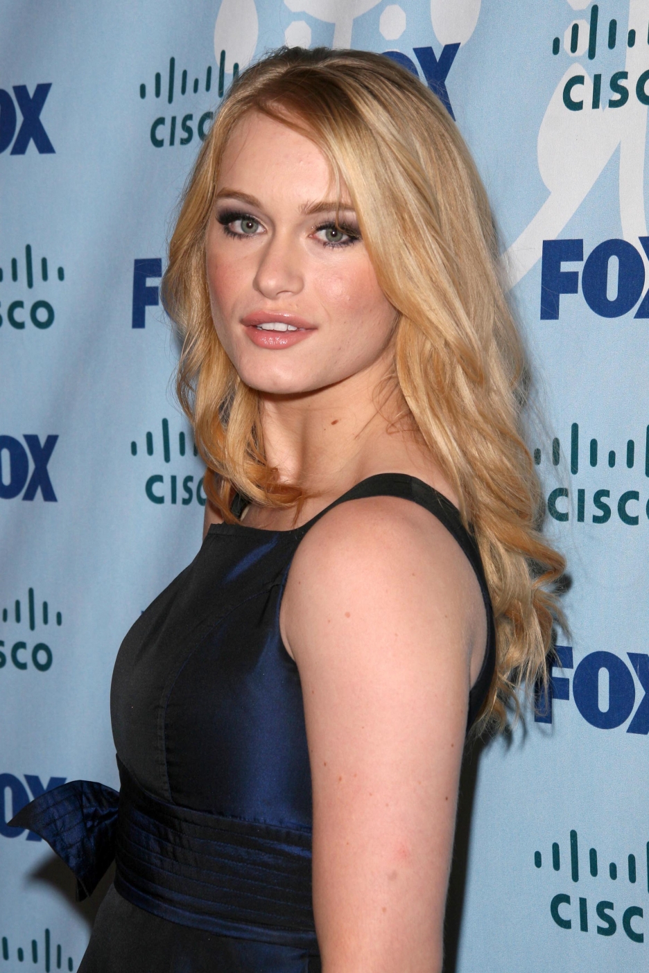 BB CUTE WORLD: Leven Rambin (USA)