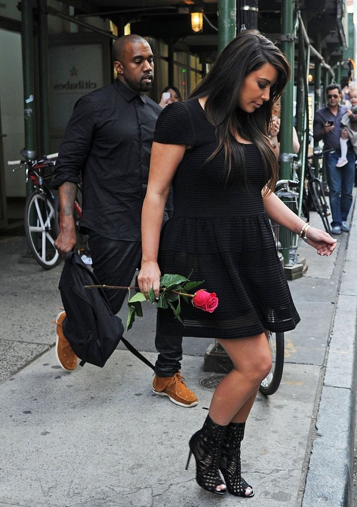 KIM KARDASHIAN STYLE: Kim Kardashian and her rapper boyfriend Kanye ...