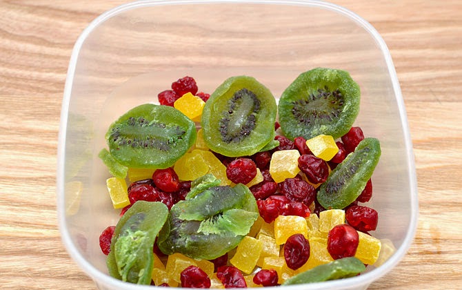 Home Industry Store Distribution: Tips : Cara Menggunakan Rum pada Kue Buah