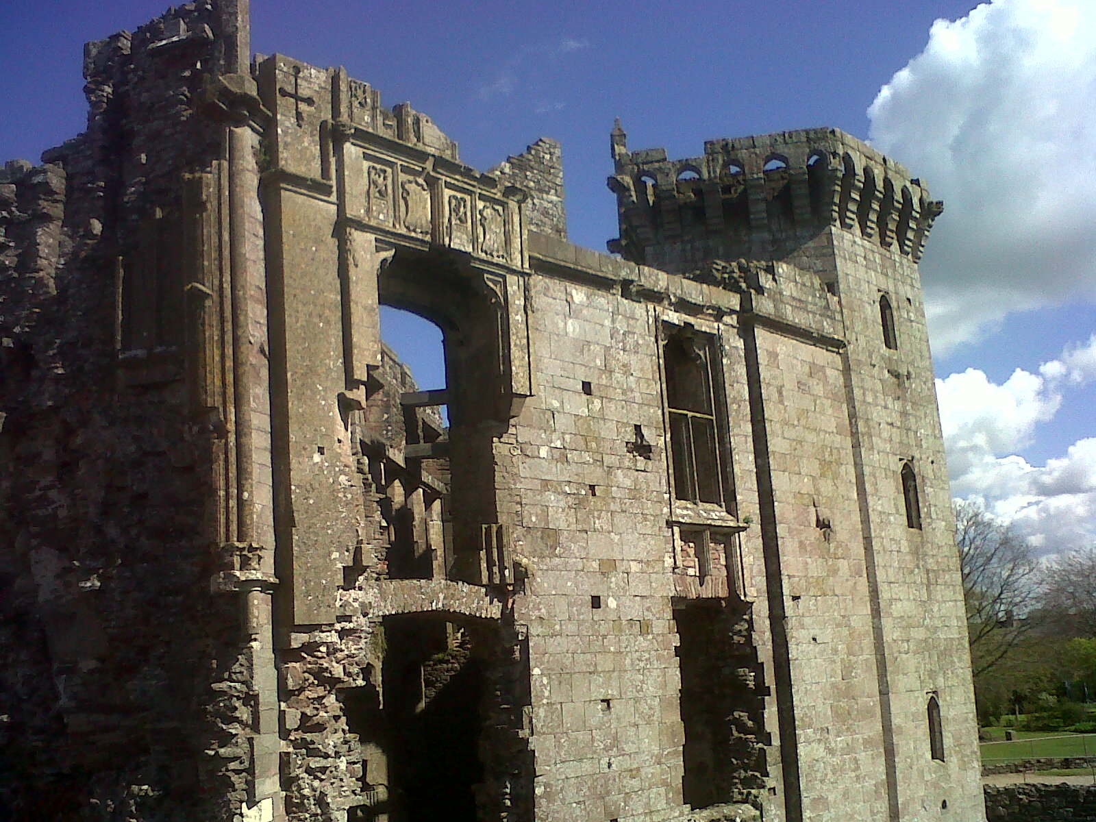 Piers Gaveston: Raglan Castle