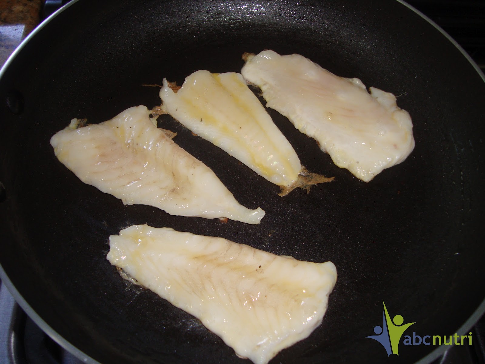 abc: Filé de peixe dourado