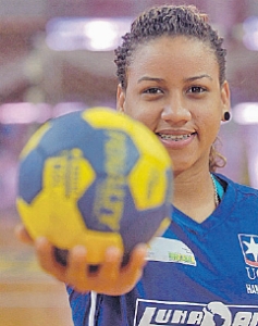Seleção feminina de handebol inicia treinamentos visando os Jogos ...