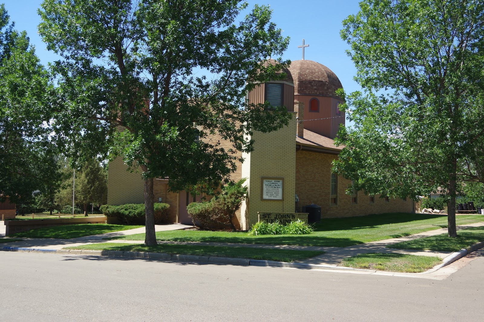 Churches of the West: St. John's Ukrainian Catholic Church. Belfield ...