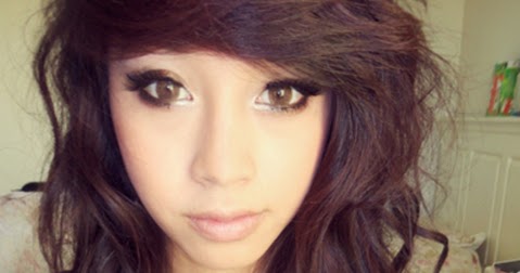 31+ Style Rambut Panjang Emo, Paling Populer!