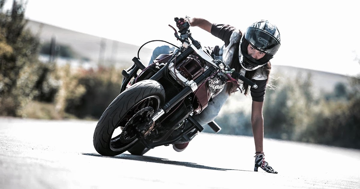 Sarah Lezito - Inazuma café racer