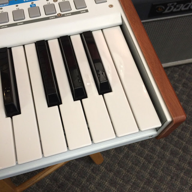 MATRIXSYNTH: Akai Timbre Wolf Analog Synthesizer with Original Box