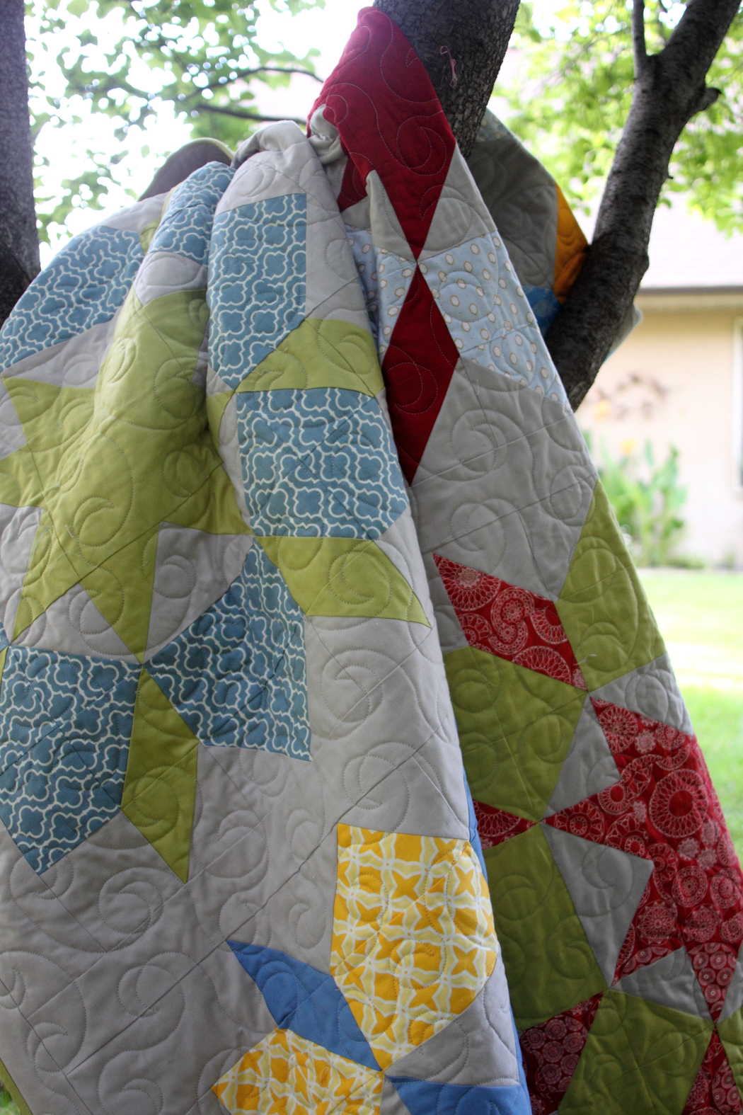 Macaron Quilts: Swoon! {quilt labeling tutorial}