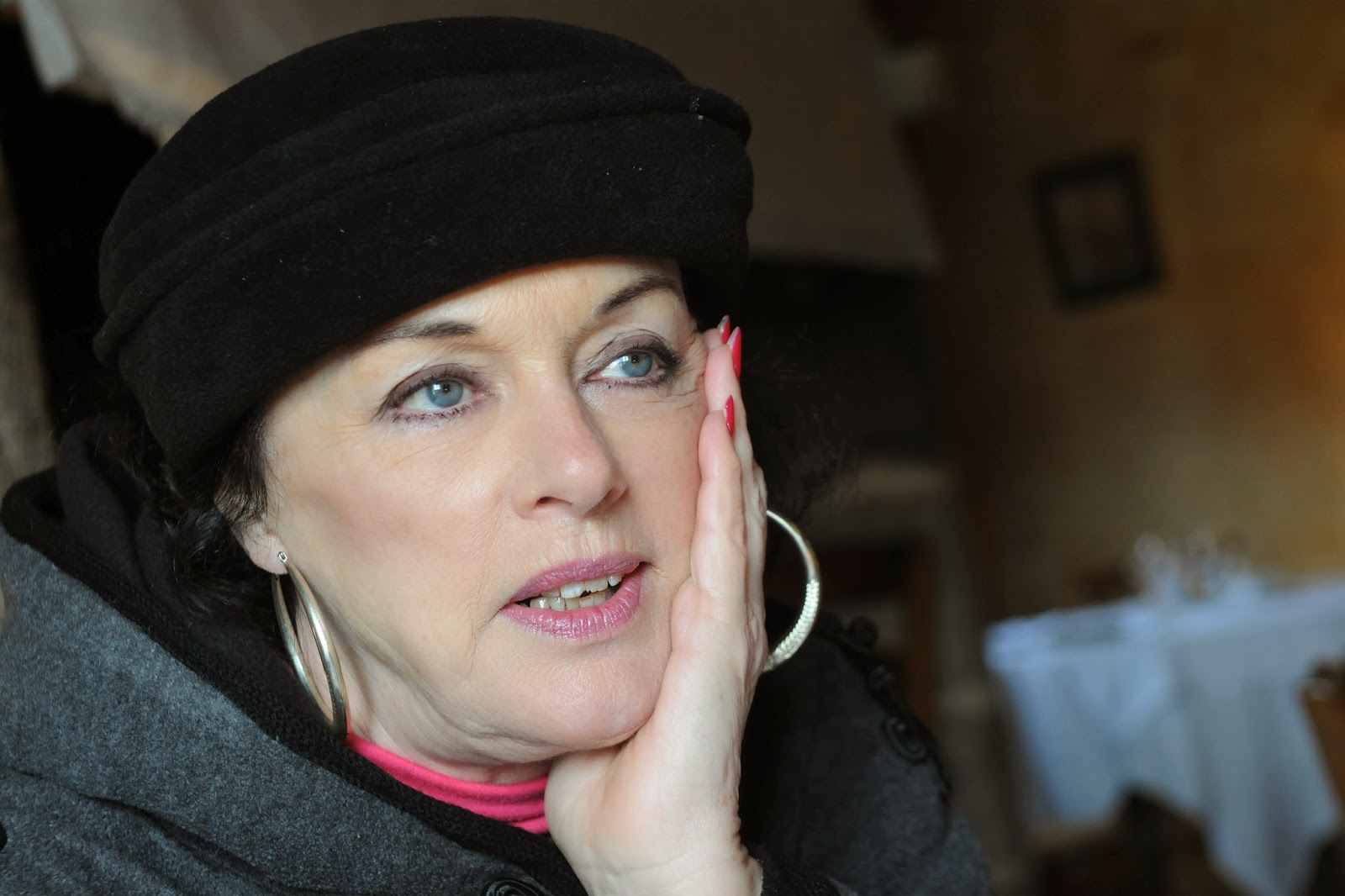 Les Amis de Saint Hilaire Luc : Anny DUPEREY, une marraine de prestige