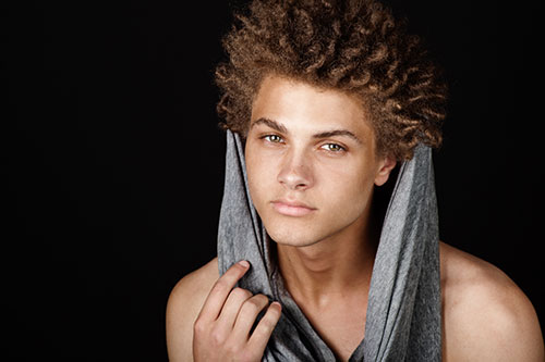 Shane Simpson by Justin Violini | Oh yes I am