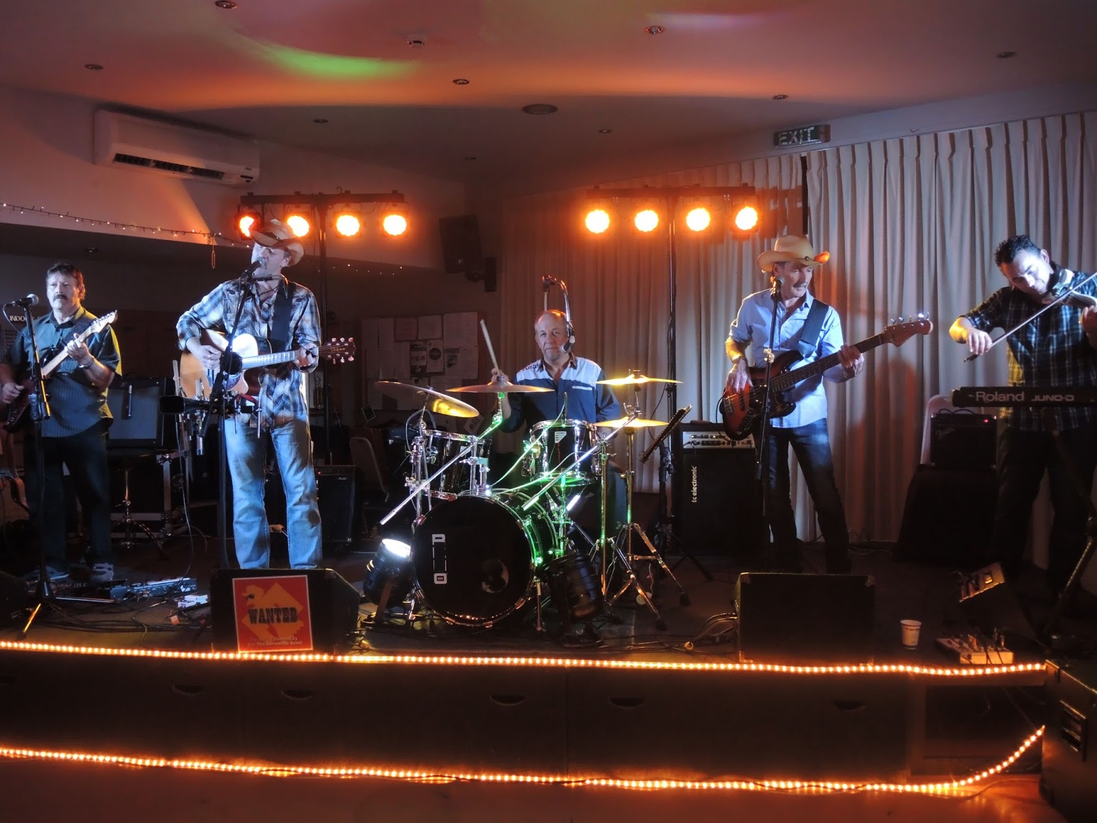 2 or 3 lines (and so much more): Music Convention – "Ballad of the ...