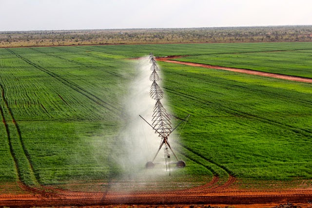 Growing the Conversation: by Valley Irrigation: Outback Crop Circles ...