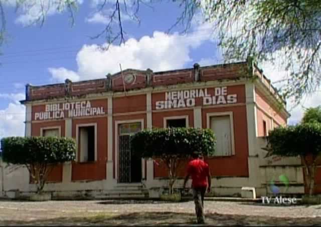 SERGIPE EM FOTOS: Memorial da Cidade de Simão Dias