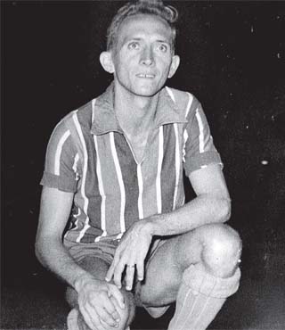 Soccer, football or whatever: Esporte Clube Bahia Greatest All-Time Team