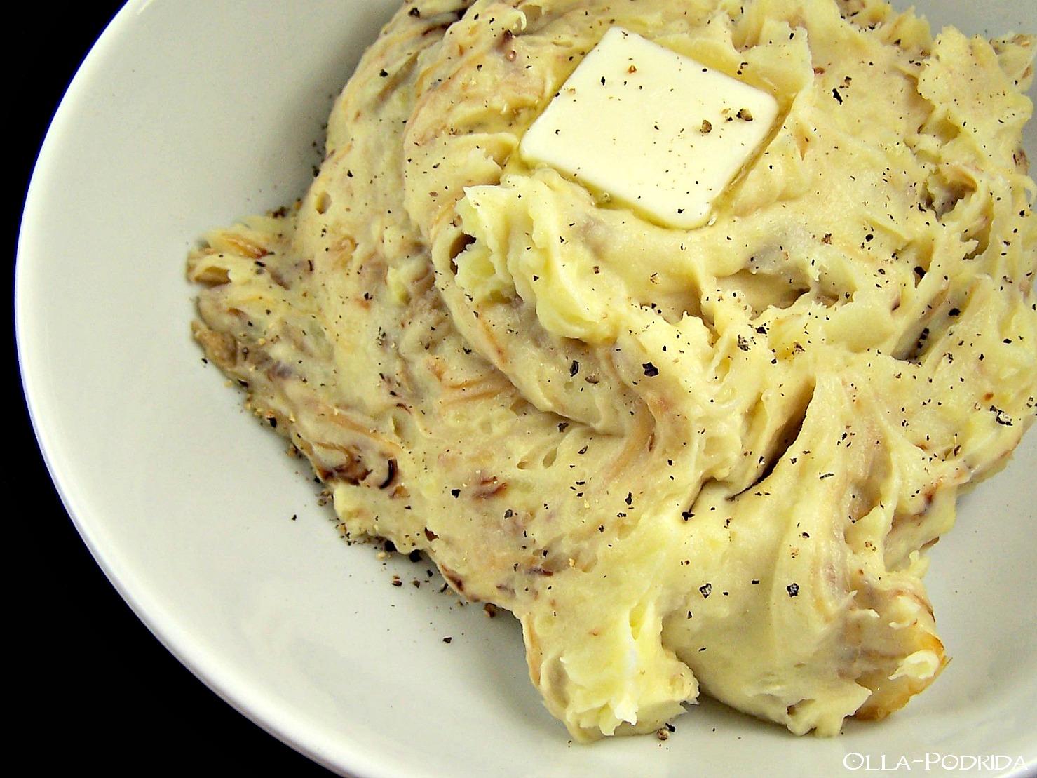 Olla-Podrida: Rustic Mashed Potatoes with Caramelized Onions
