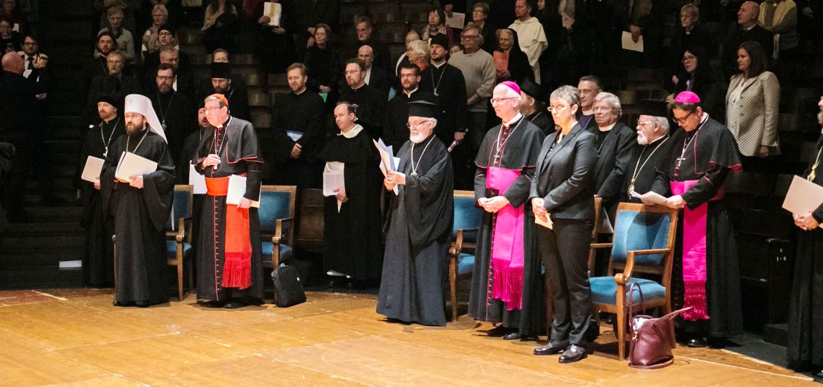 ΝΕΑ ΕΠΟΧΗ: ΠΡΟΔΟΣΙΑ ΑΠΟ ΤΗΝ ΙΕΡΑ ΣΥΝΟΔΟ ΤΗΣ ΟΡΘΟΔΟΞΗΣ ΡΩΣΙΚΗΣ ΕΚΚΛΗΣΙΑΣ ...
