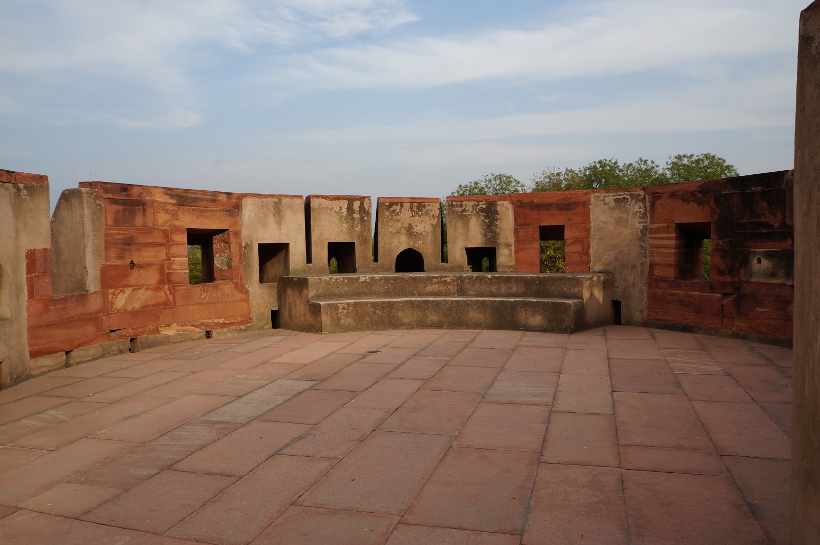 Menjelajah Benteng Merah Agra Fort - Tukang Jalan Jajan