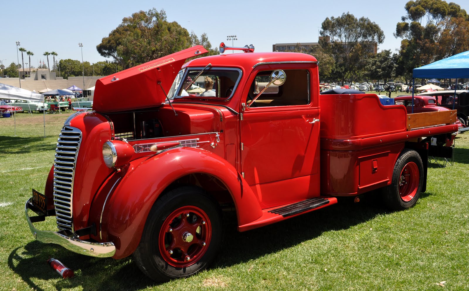 Just A Car Guy: Bob's restored 1937 Diamond T pickup truck model 80d ...