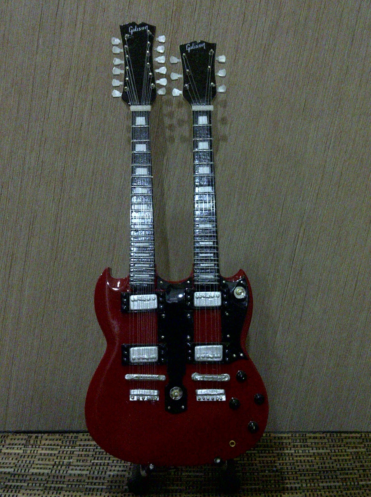 Musical Instruments in Mini Size