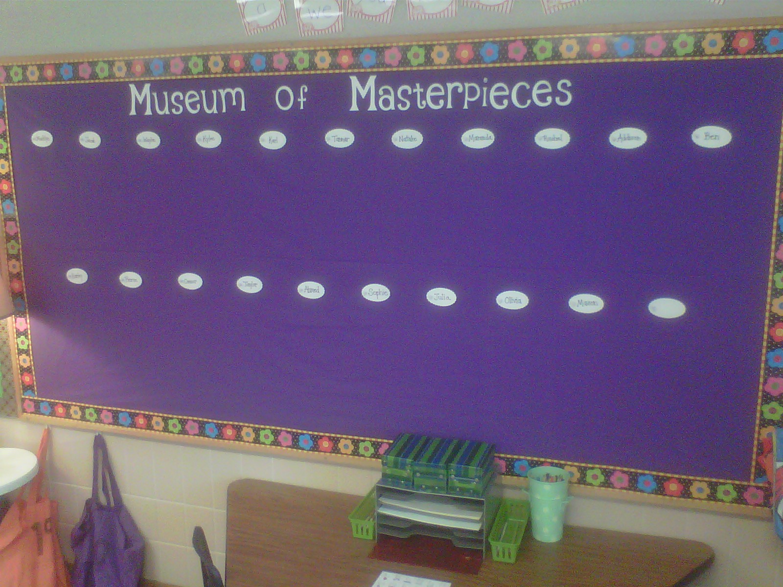 Miss Smith's Kindergarten: Displaying Student Artwork