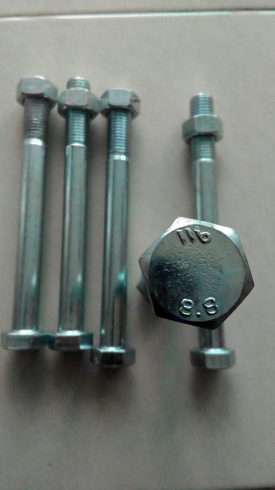 BAUT MUR BAJA GRADE 8.8 Galvanis | Baut Baja dan Stainless