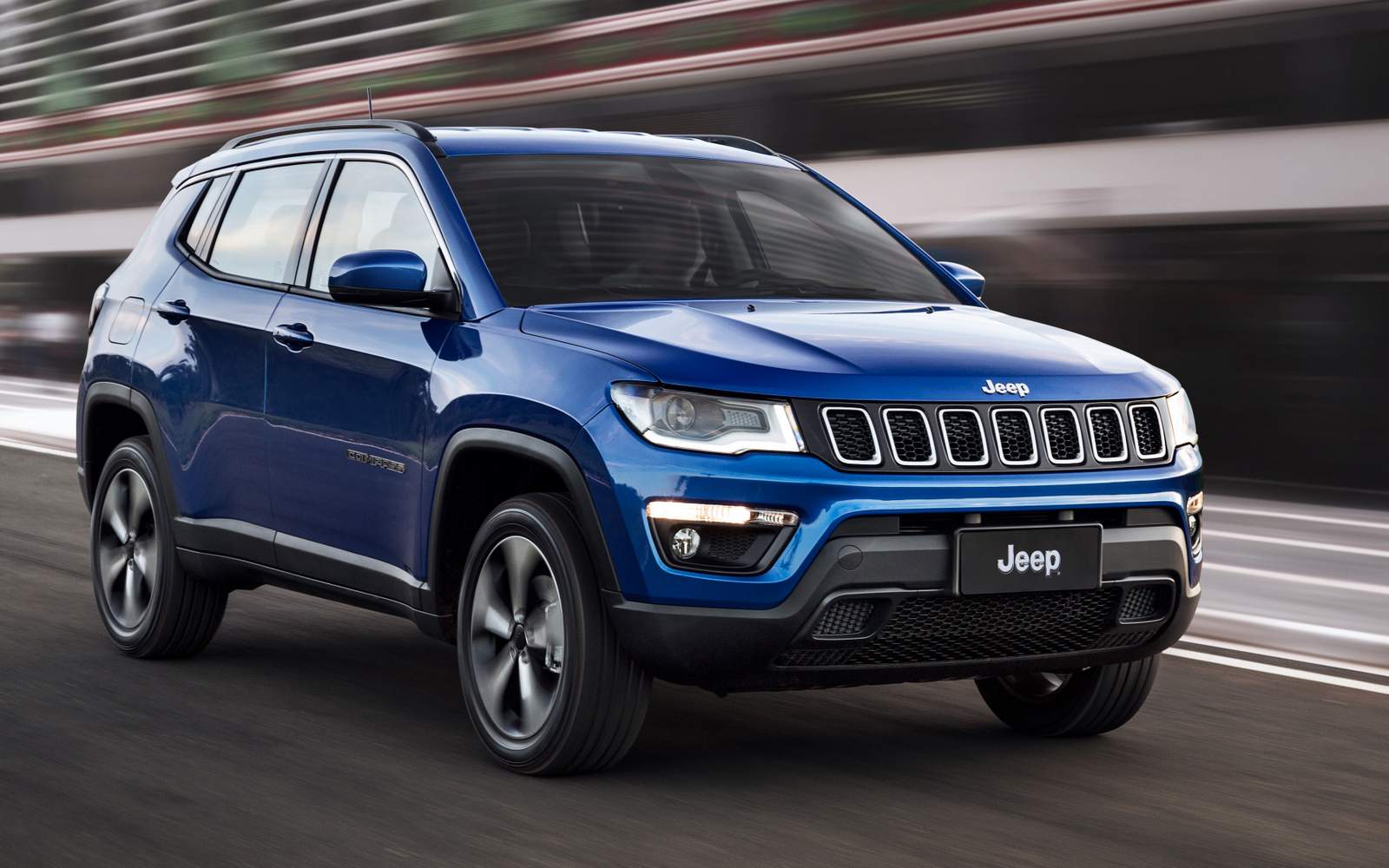 Jeep Compass 2017: primeiras fotos e informações oficiais