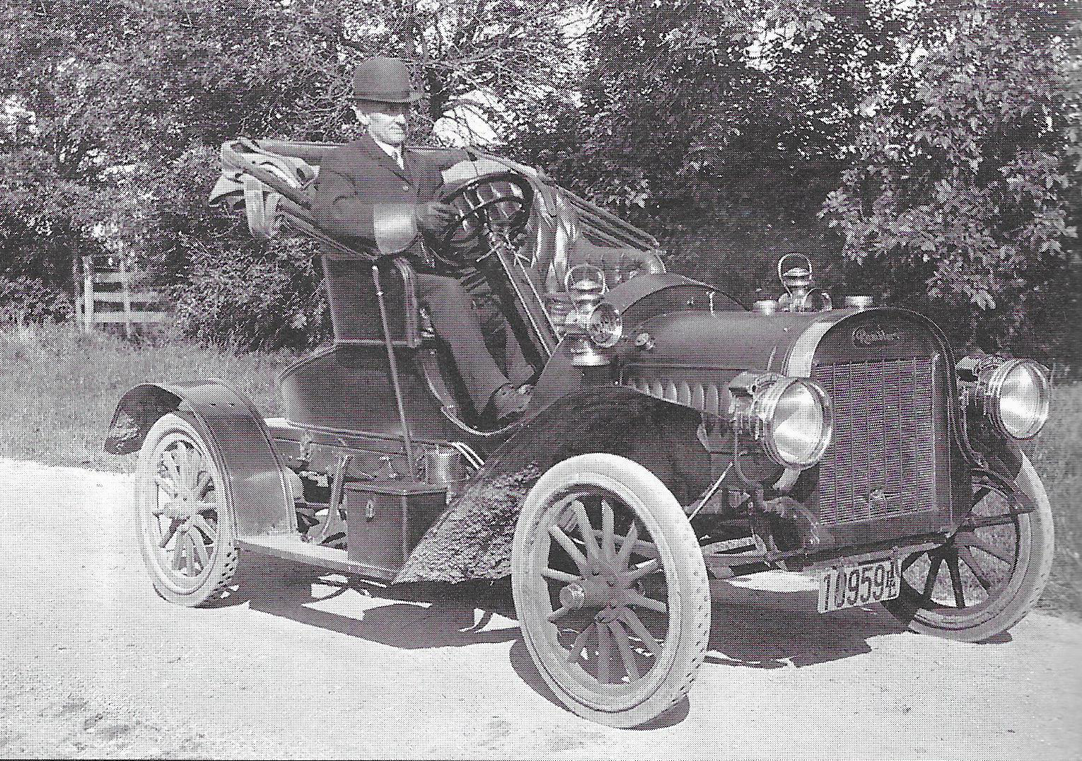 American Auto Emblems: RAMBLER