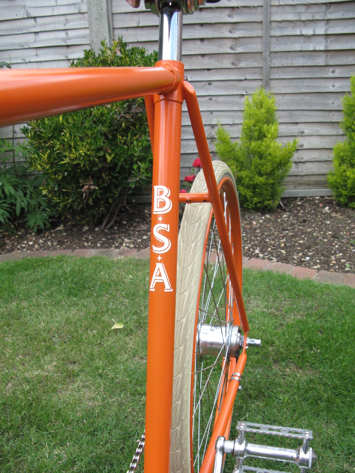Just My Bike: BSA Wayfarer turns Orange Guv'nor / Path Racer part 4