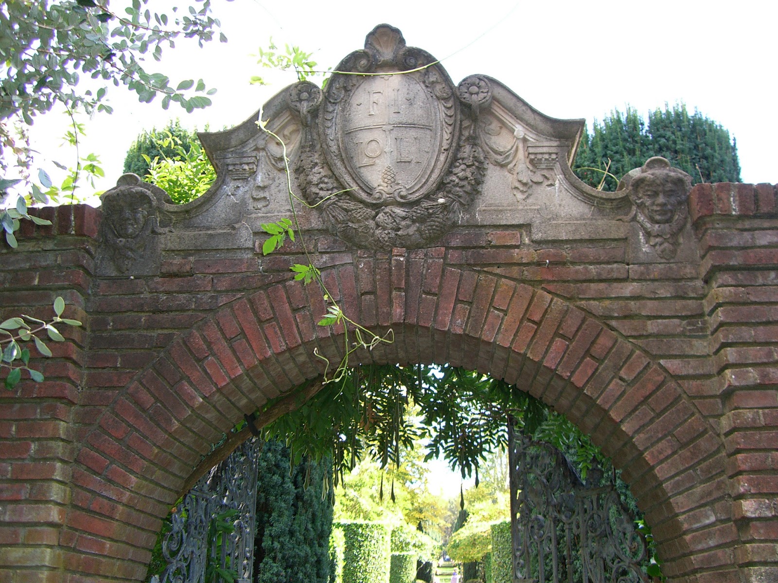 A Silken Swoon: Fabulous Filoli, Part I
