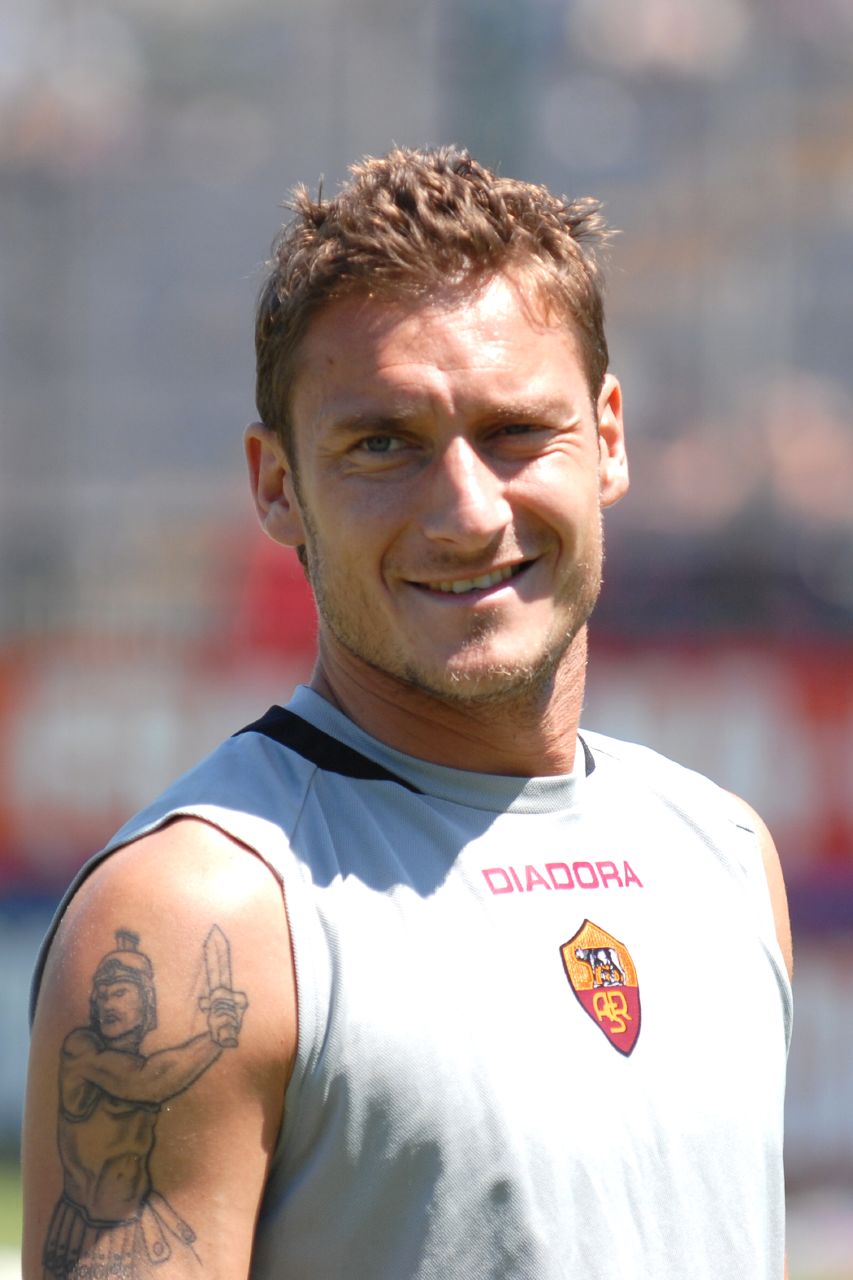 World Sports Center: Francesco Totti - Best of Roma's Player