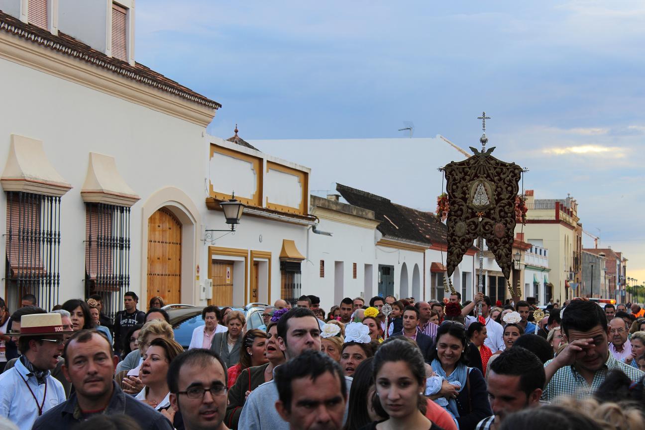 Las Cositas de mi pueblo... TOCINA : Tocina regresa del Rocío de manera ...