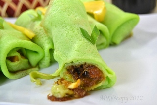 Molika Kitchen: DADAR GULUNG