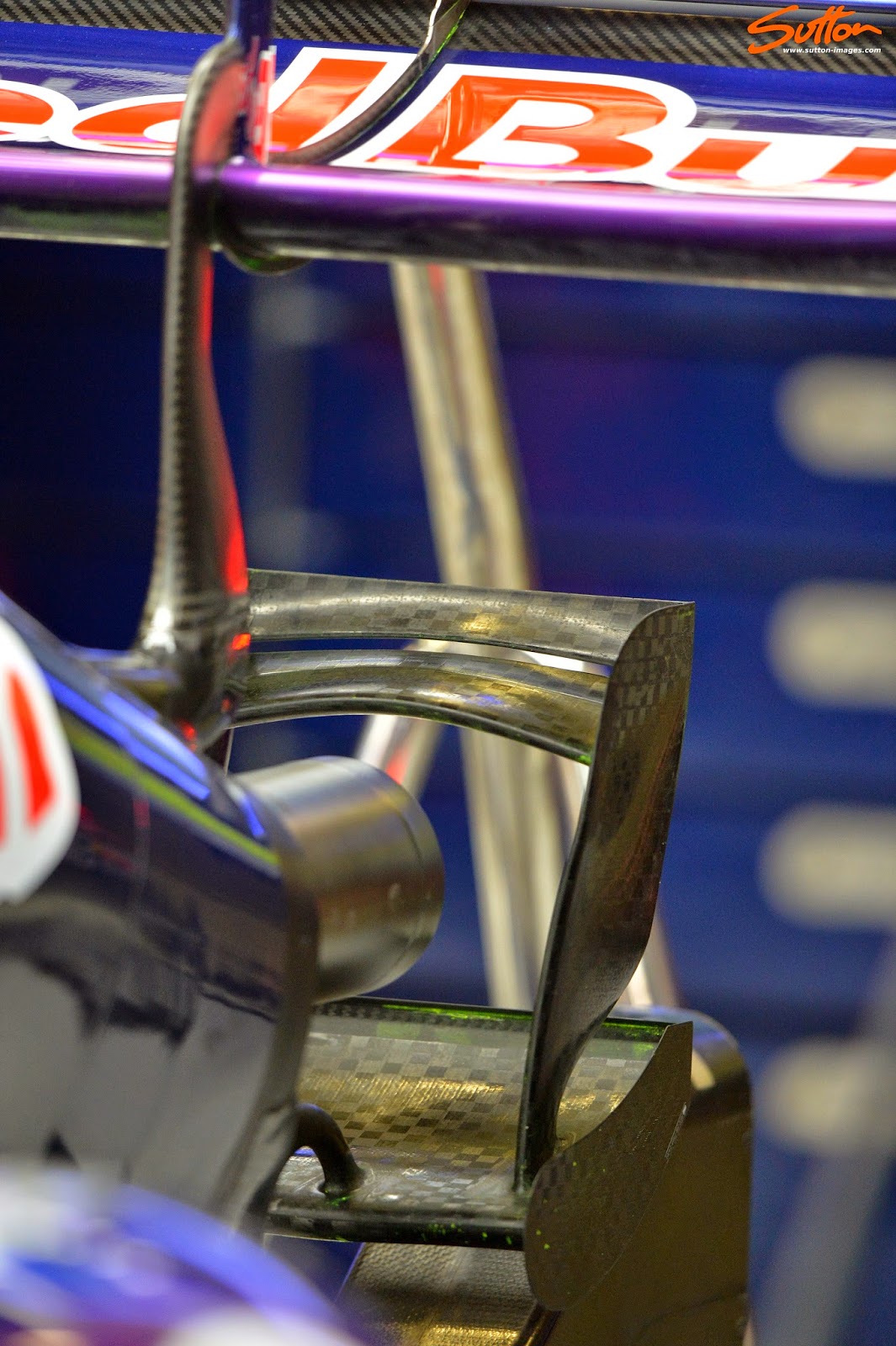Bite Size Tech: Red Bull RB10 Rear Wing mounting pylon - Silverstone ...