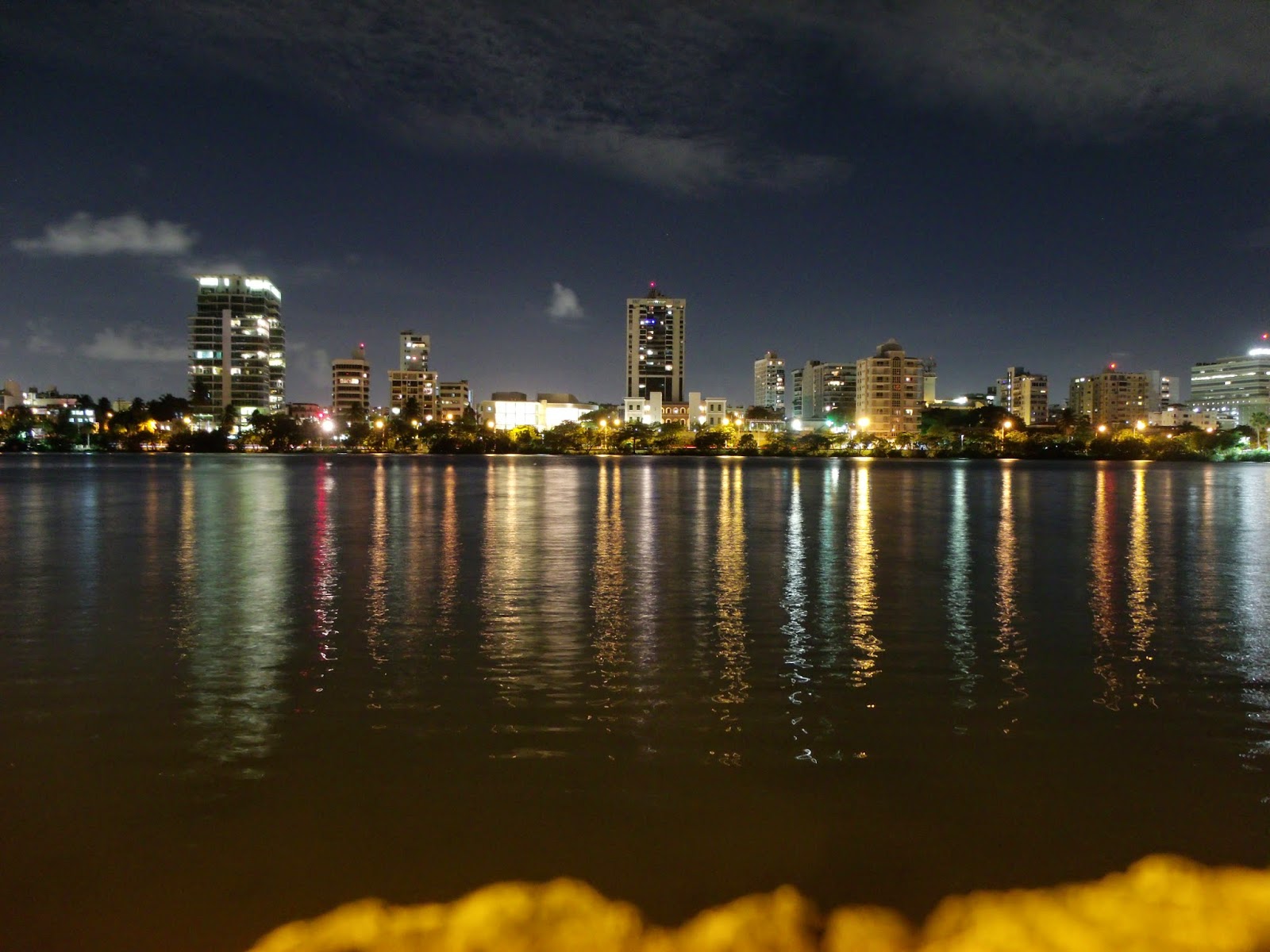 Contaminación lumínica en Puerto Rico